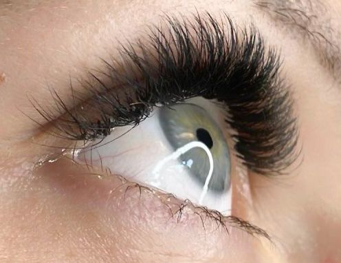 Wimpernverlängerung & Wimpernlaminierung | KATRIN HILLE FACEART Leipzig